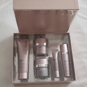 Mary Kay | Makeup | Timewise Repair Mary Kay Kit | Poshmark